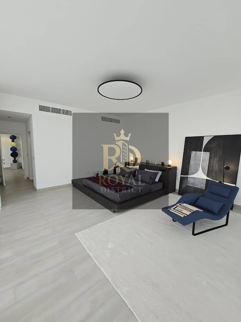 SUPER LUXURY SIGNATURE 5-BR VILLA | PRIVET POOL & ELEVATOR | VERY PRIME ...