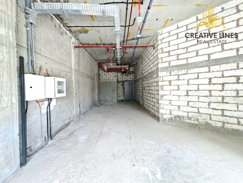 High Footfall !! Prime Location !! Boulevard View | Bayut.com