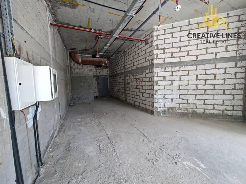 High Footfall !! Prime Location !! Boulevard View | Bayut.com