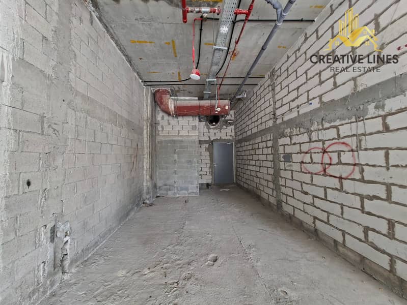 High Footfall !! Prime Location !! Boulevard View | Bayut.com