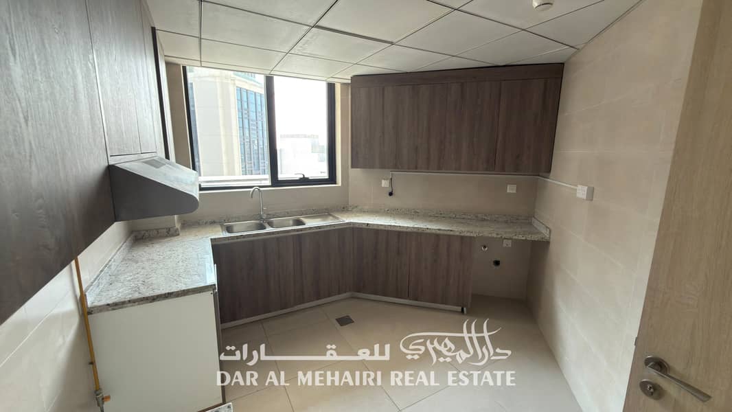 Modern 1BHK | Ayesha Tower | Walk to Metro | Gym & Pool | Bayut.com