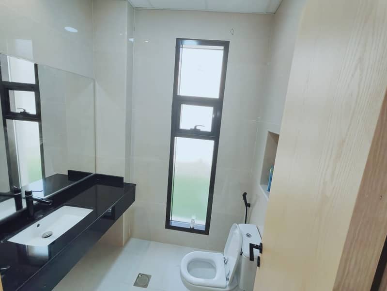 Lavish five BHK villa seven washroom made room driver room cover ...