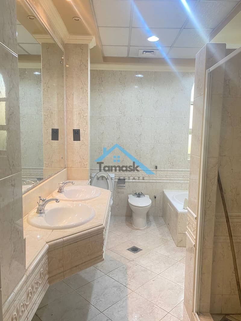 Two-story villa for sale in Al Baraha. Features include: 4 master ...