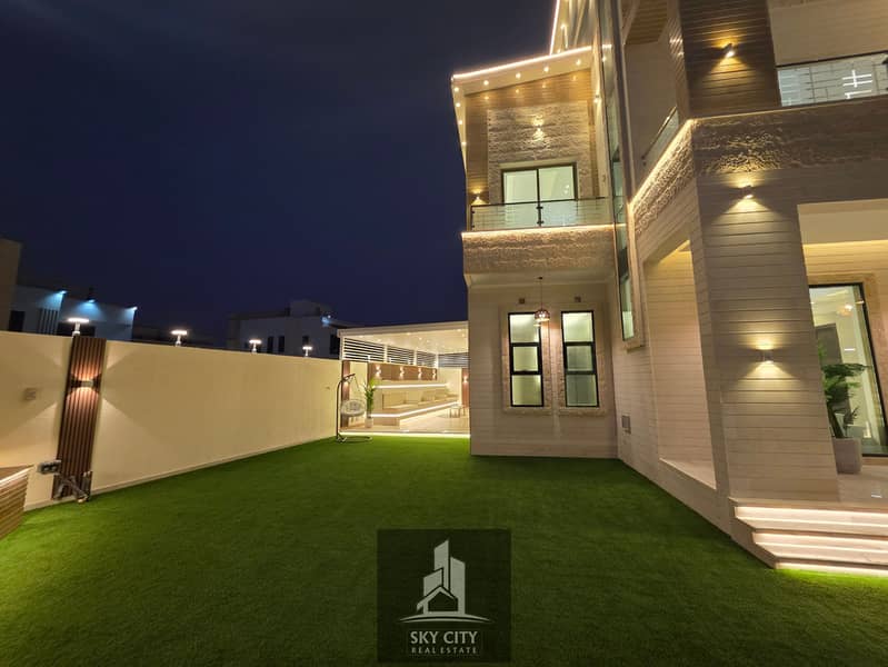 Residential, Commercial, Corner, Two Streets, Very distinctive design ...