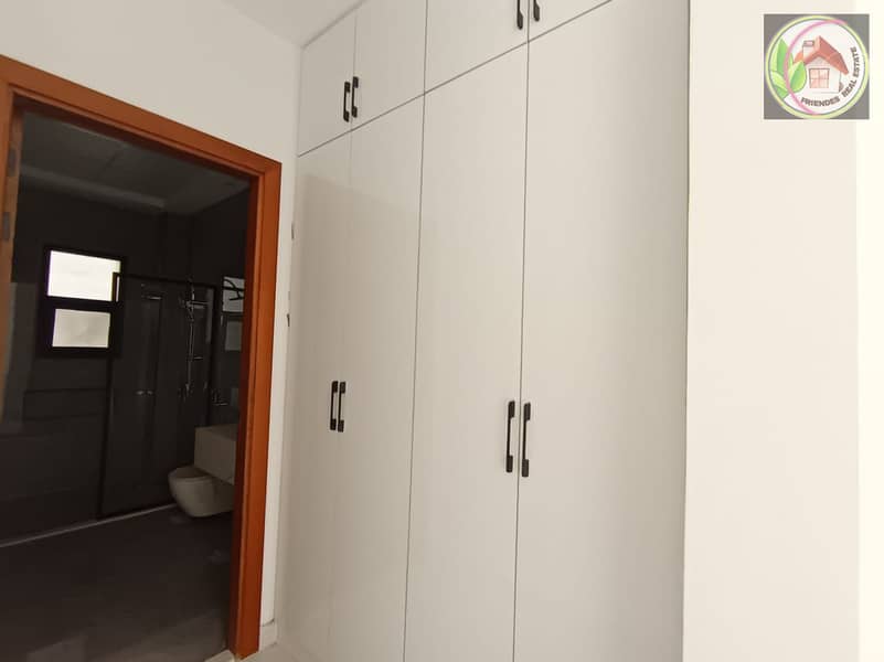 Luxury villa for sale, including registration fees, at a negotiable ...