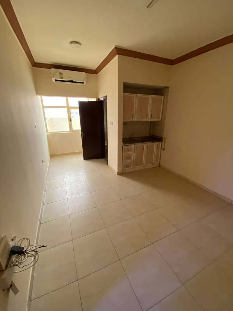 Take advantage of this opportunity now! A distinctive studio apartment ...