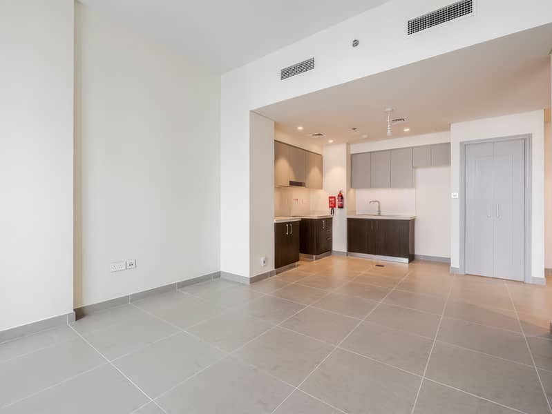 Spacious Layout | Unfurnished | High Floor | Bayut.com