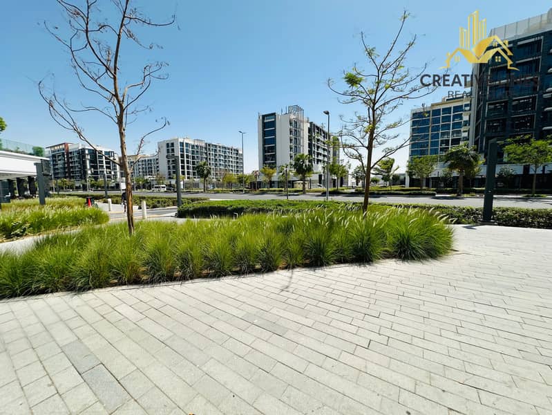 Shell and core main boulevard facing retail place available | Bayut.com