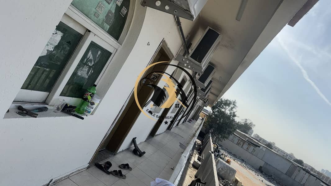 90 Rooms Building Labour Camp With 10 People Capacity Very Well ...