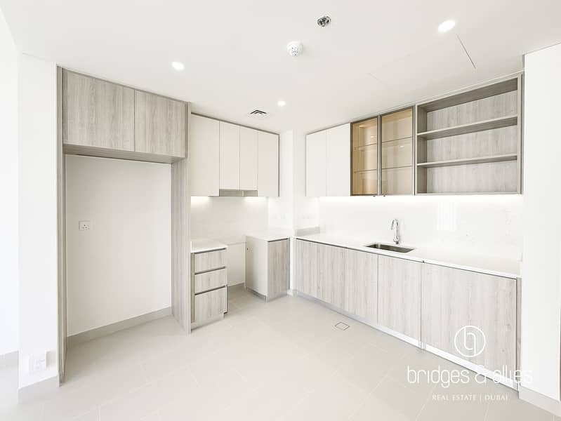 POOL VIEW | SPACIOUS LAYOUT | JUST HANDED OVER | Bayut.com