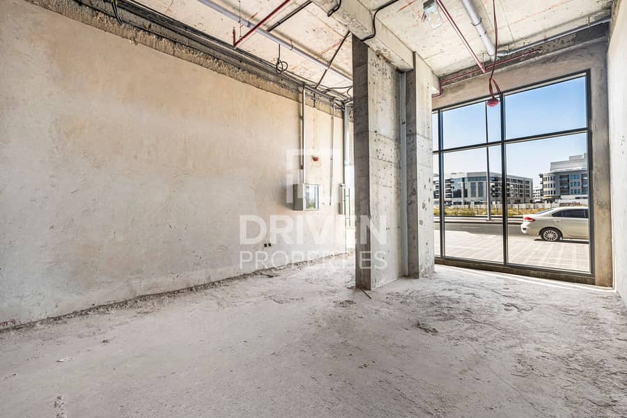 High Visibility Retail with Multiple Options | Bayut.com