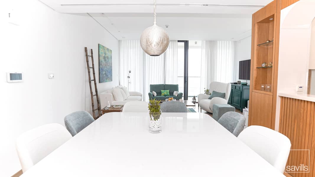 Upgraded 2 BR | Excellent Condition | Spacious | Bayut.com