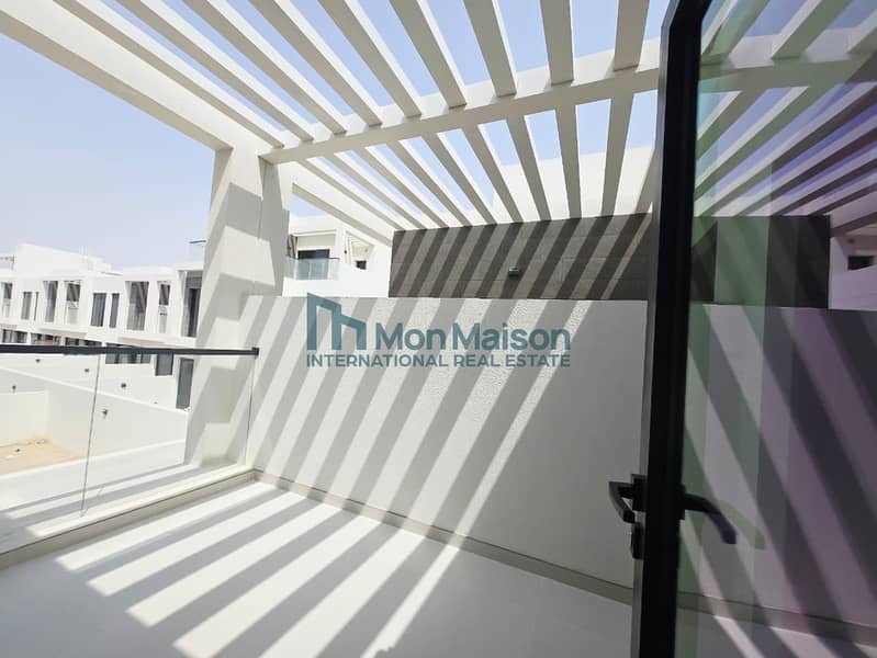 Brand New | Vacant | Golf Course Community | Bayut.com