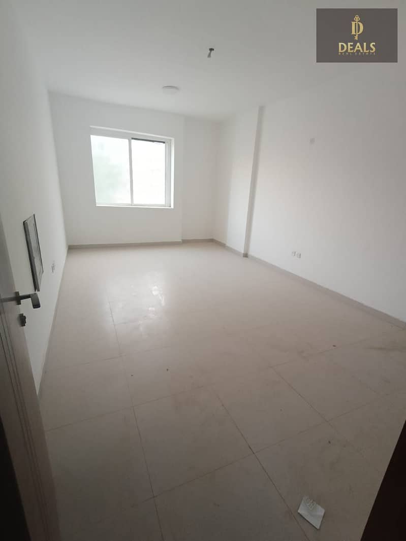 1BHK — First Occupancy in Liwara, near Ship Roundabout — Steps from ...