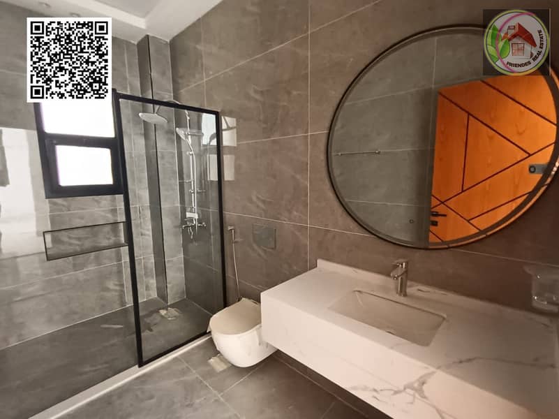 Luxury villa for sale, including registration fees, at a negotiable ...