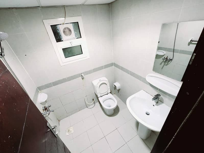 School area 1 BHK available fully family building in Muwailha Sharjah ...