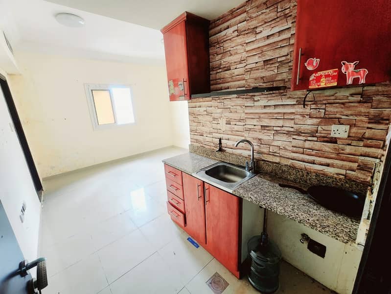 Separate kitchen studio available fully family building near Galaxy ...