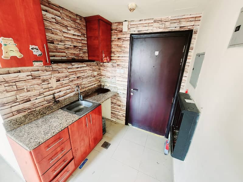 Separate kitchen studio available fully family building near Galaxy ...
