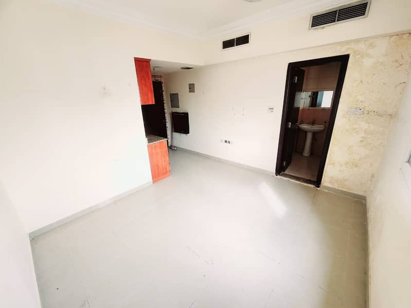 Separate kitchen studio available fully family building near Galaxy ...