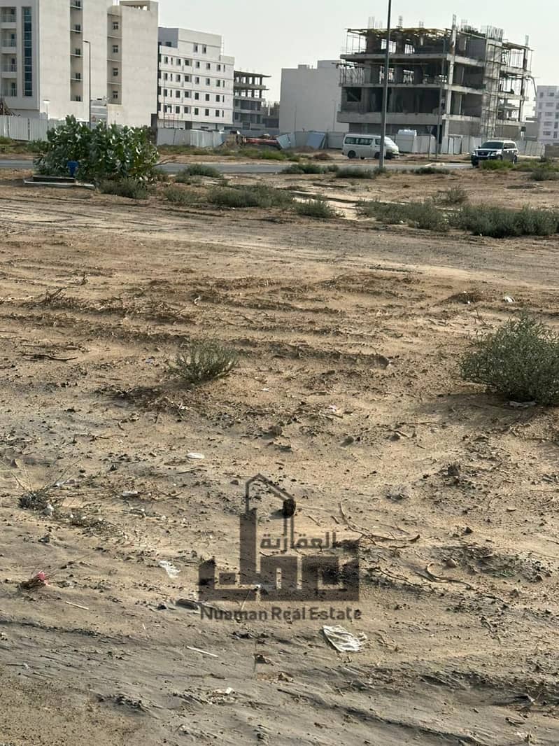 An exceptional investment opportunity to own a large-scale plot with ...