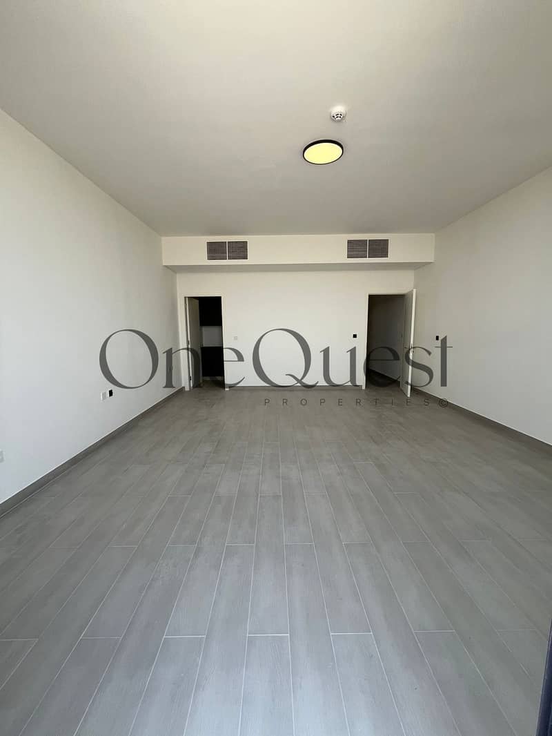 Luxury Redefined: Landscaped 5-BR Signature Villa with Private Pool ...