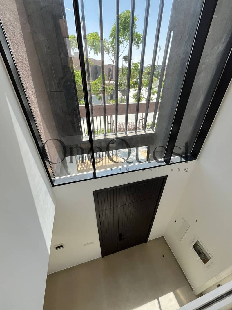 Signature Fully Paid 5-BR Villa Is What Everyone Wants — Pool, Elevator ...