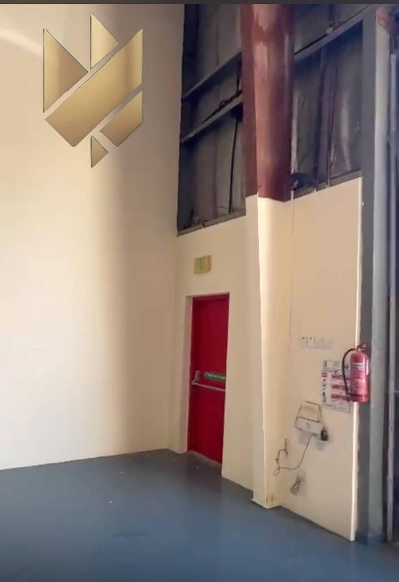 Warehouse for annual rent in Industrial Area 11, designated for storage ...