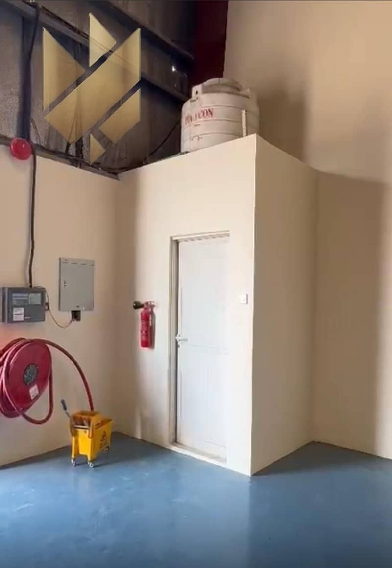 Warehouse for annual rent in Industrial Area 11, designated for storage ...