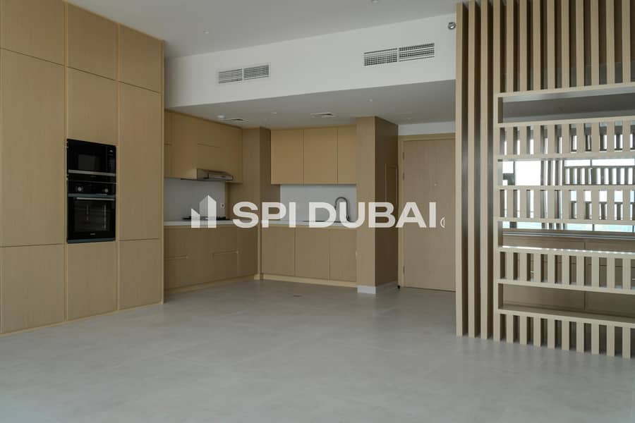 Largest 3BR on Top Floor | Full Marina View | Palm Jumeirah | Bayut.com