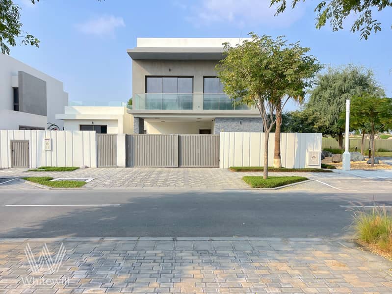 Golf and Lake Views | Single Row Villa | Well Maintained | Bayut.com