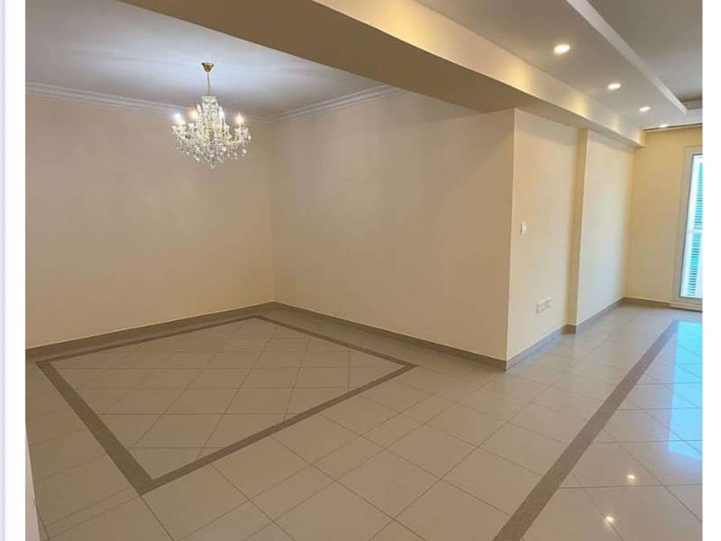 Two bedrooms and two living rooms / Sea view / High floor / Parking ...