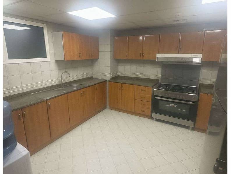 Two bedrooms and two living rooms / Sea view / High floor / Parking ...