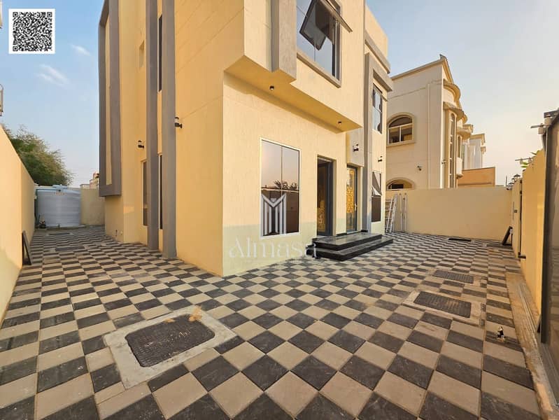 A unique opportunity to own a luxurious villa with super deluxe ...