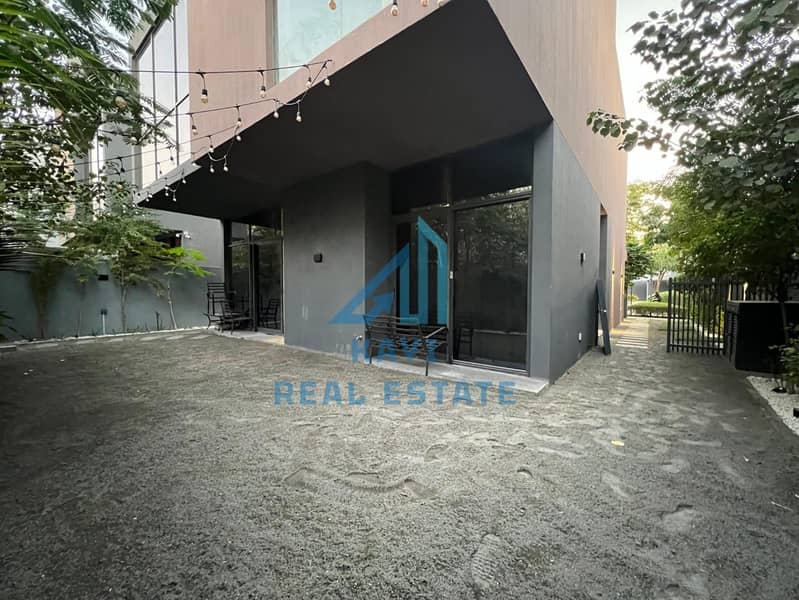 Exclusive Semi-Attached Villa | Prime Location Robinia | Bayut.com