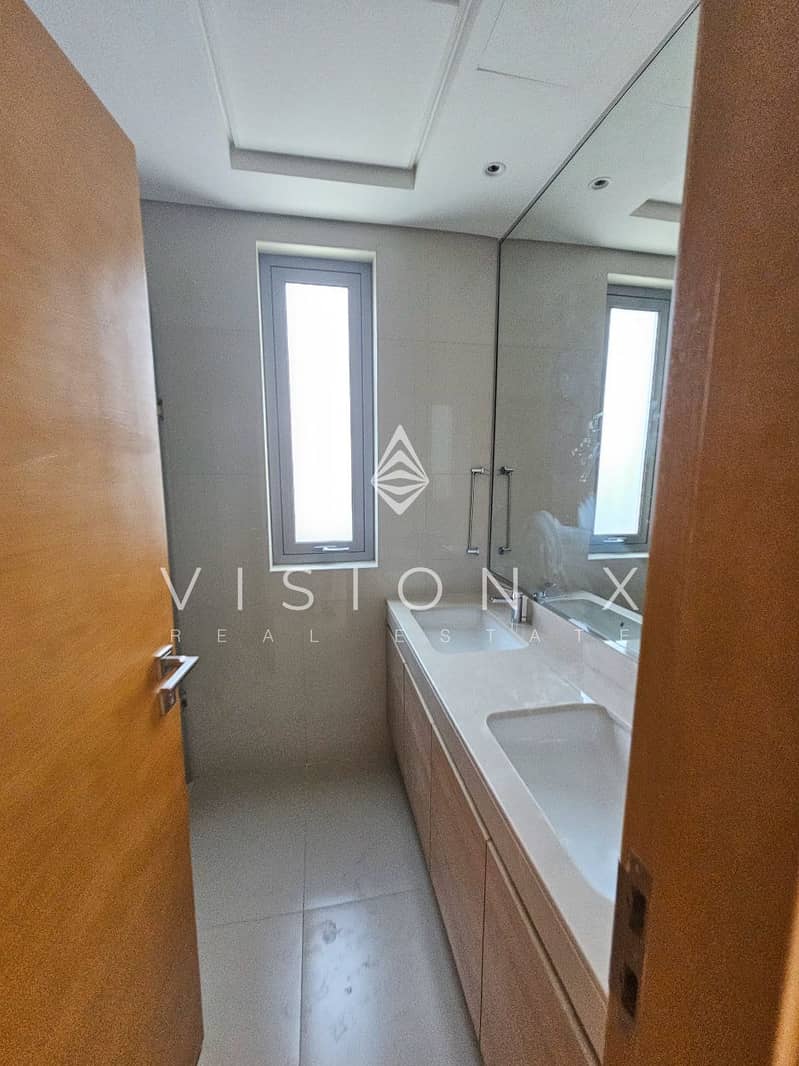 Elegant Townhouses | Family-Oriented | Walking Distance to Shops ...