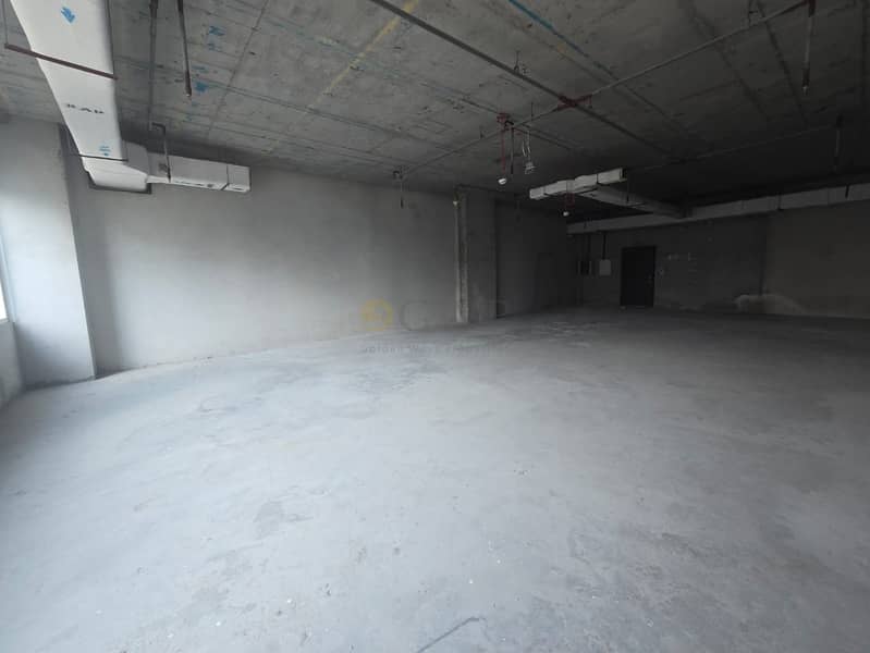 Shell and Core office with 4 parking in Bay square | Bayut.com