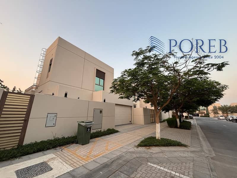 5 Bedroom + Maid | Private Pool & Jacuzzi | Bayut.com