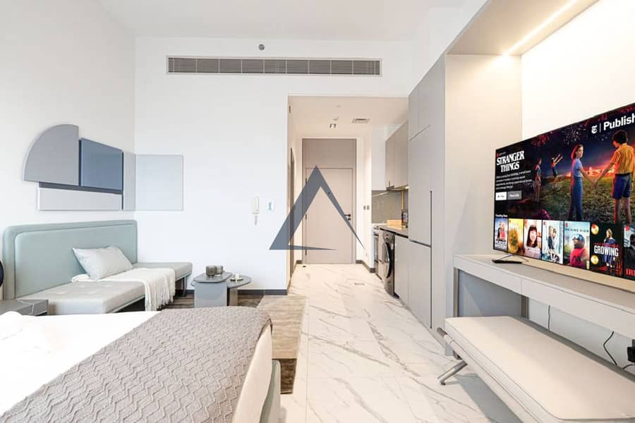 Luxury Living | 12 Cheques | Burj Khalifa View | Bayut.com