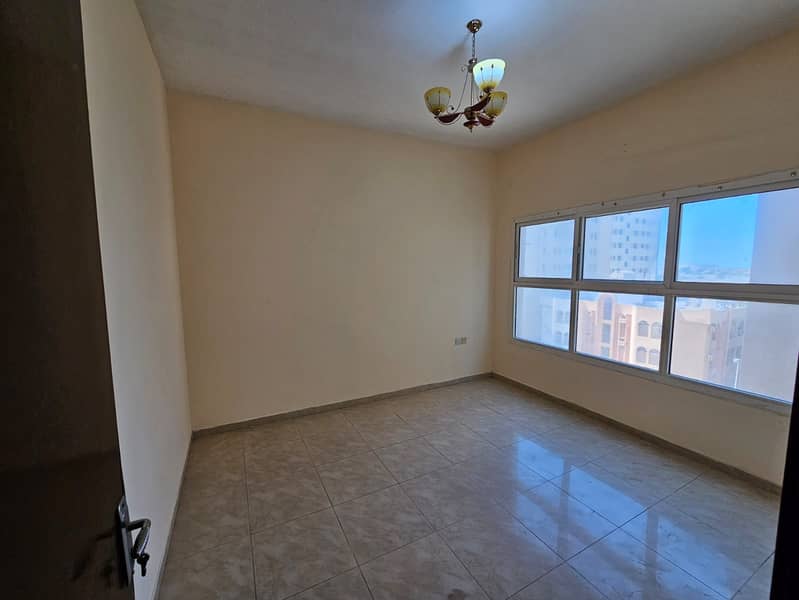 Excellent view with spacious layout, hall distributor between rooms ...