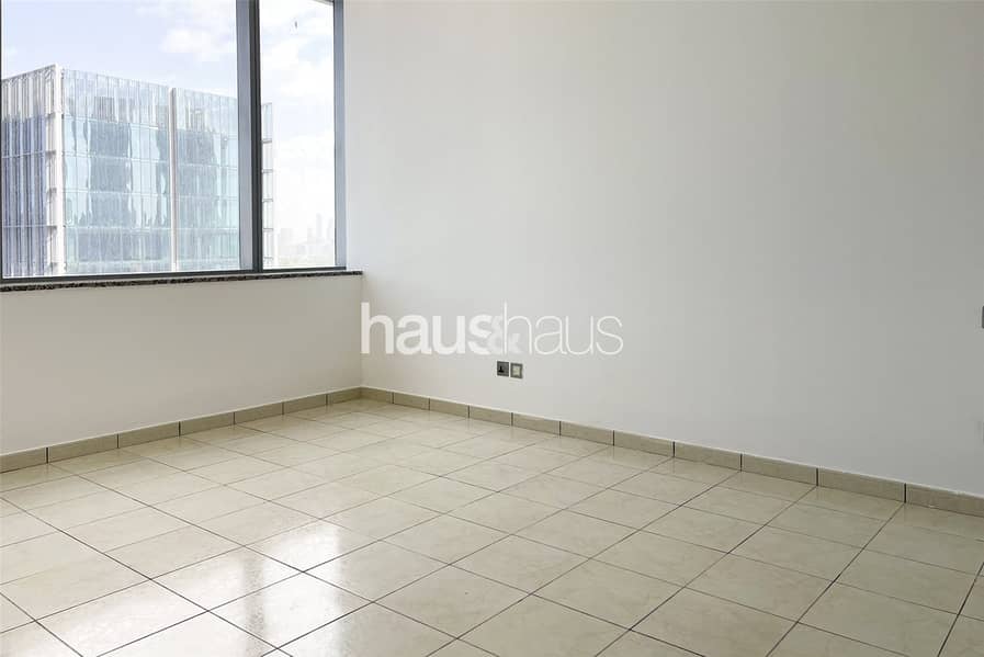 Multiple Cheques| Unfurnished | Bright & Spacious | Bayut.com