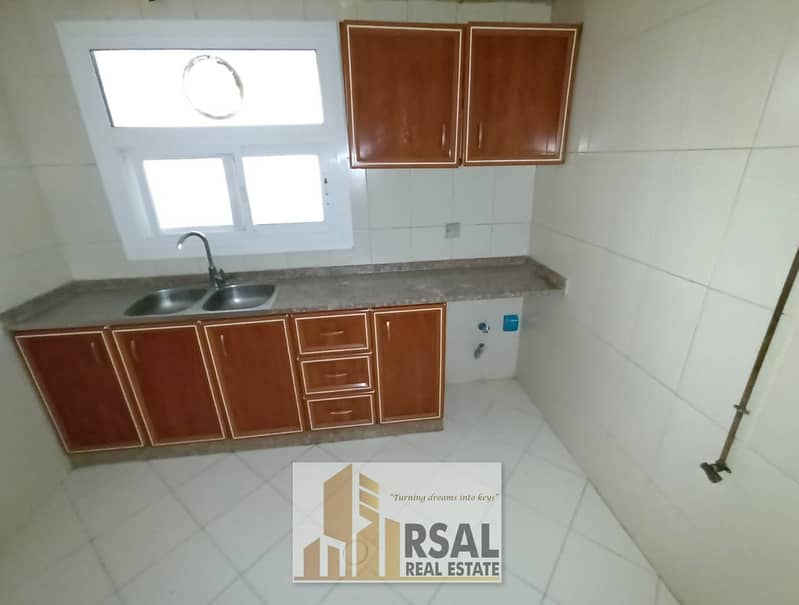 Lavish 1BHK With 2Bathroom/Family Building/Near Muwahila Commerical ...