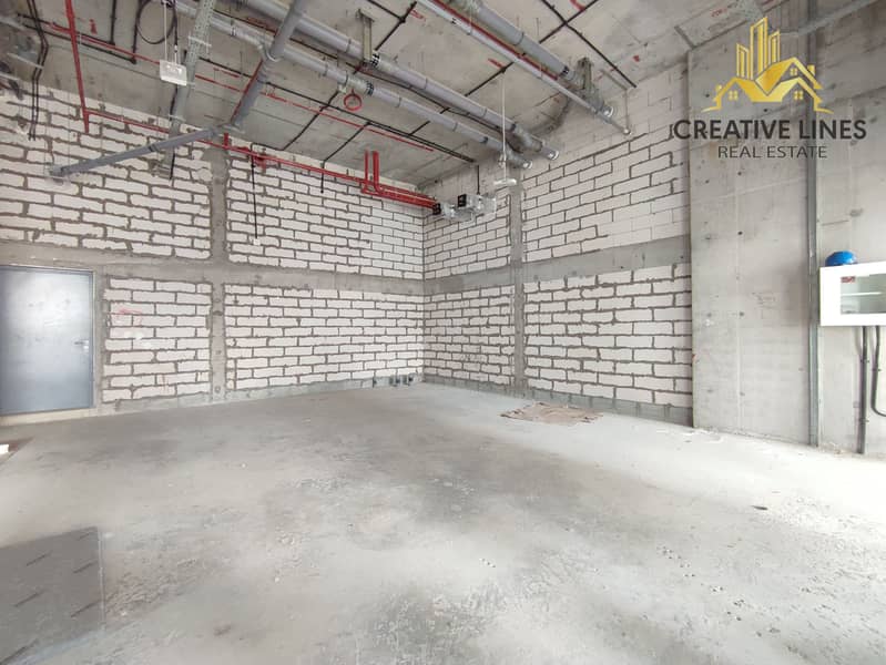 Main Road Facing Large Retail Shop in Azizi Riviera, MBR City | Near ...