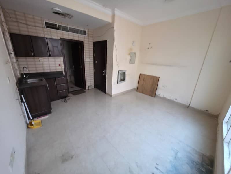Ground floor studio apartment for annual rent in Rawda - Sheikh Ammar ...