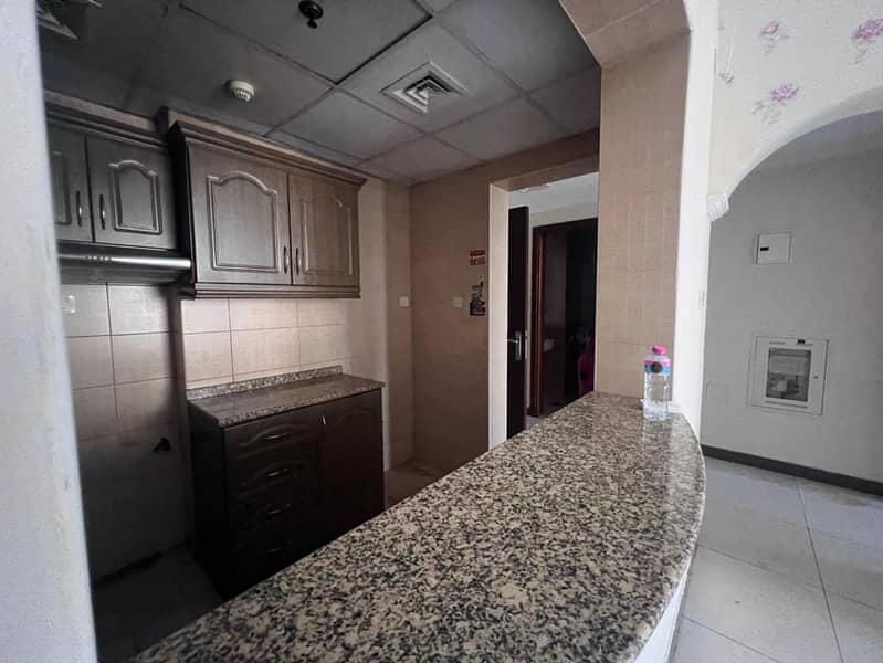 Spacious one-bedroom apartment with living room and master suite, open ...
