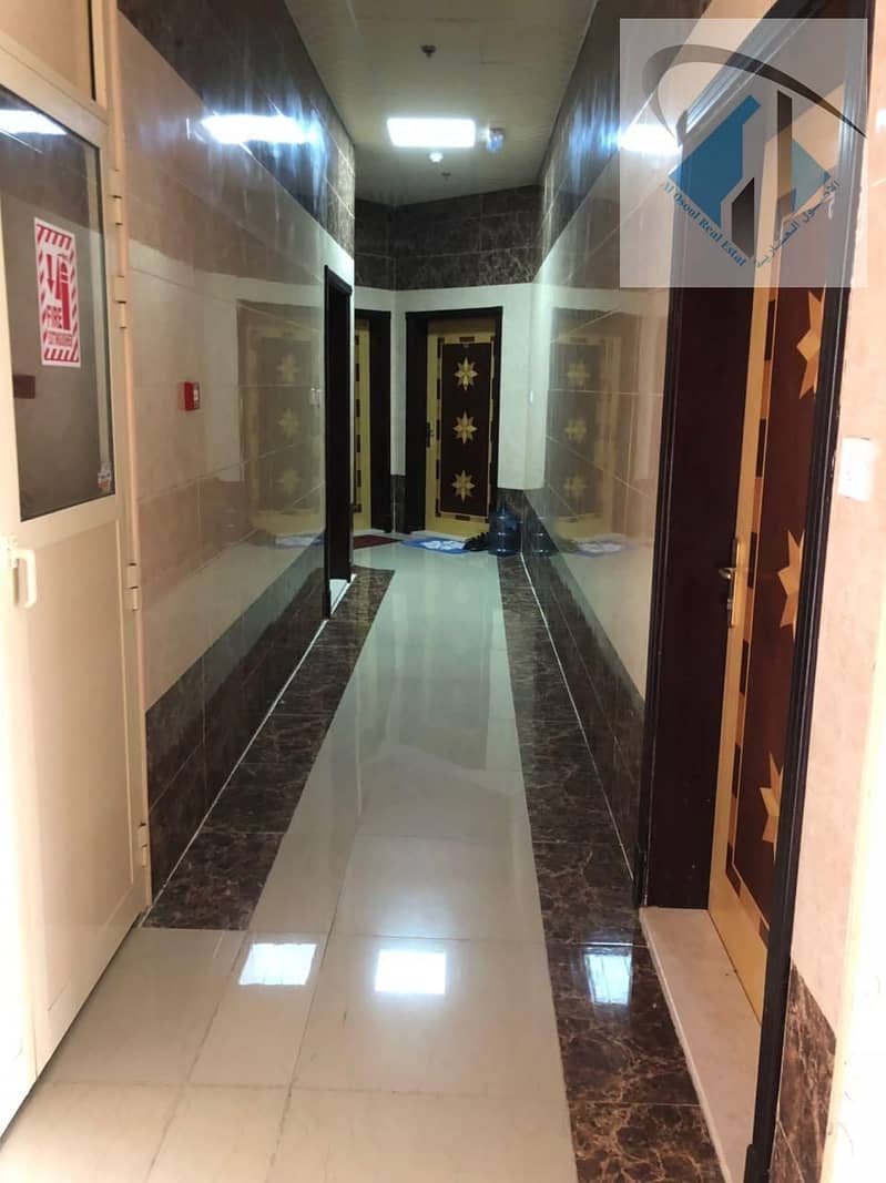 Building for sale with an annual return of over 9%. Ground floor, two ...