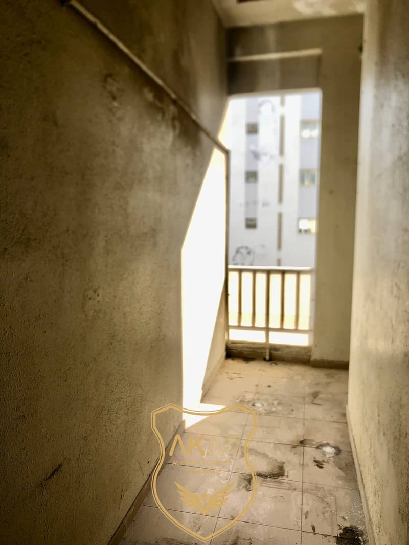 I have big 1BHK with Balcony for Family | Bayut.com