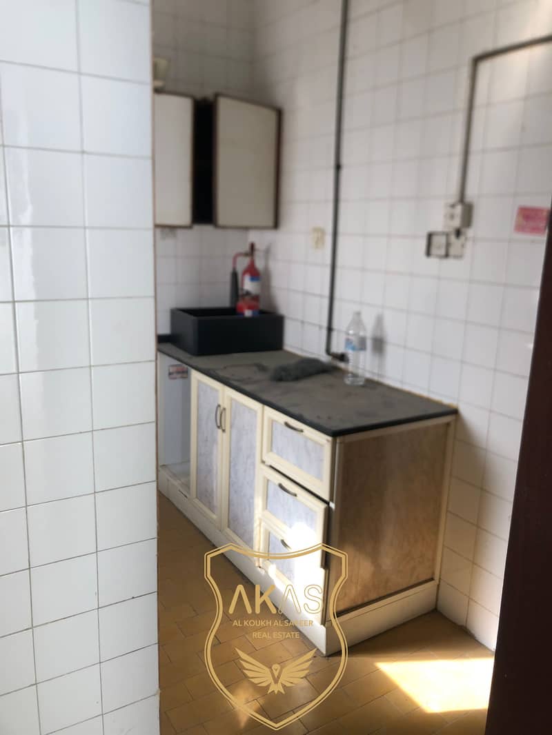 I have big 1BHK with Balcony for Family | Bayut.com