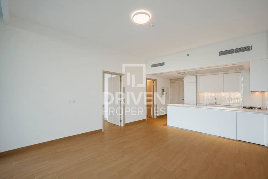 Ready to move in | Mid Floor | Spacious Layout | Bayut.com