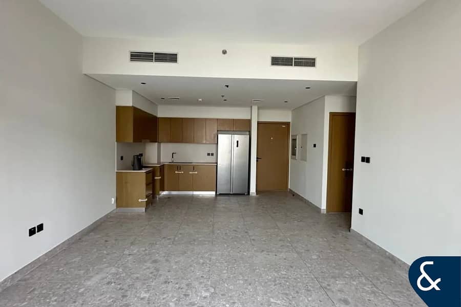 Golf View | Vacant on Transfer | 2 Bedroom | Bayut.com