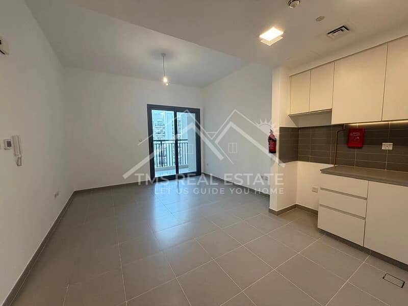 Pool Facing | Huge Layout With Balcony | Vacant | Bayut.com
